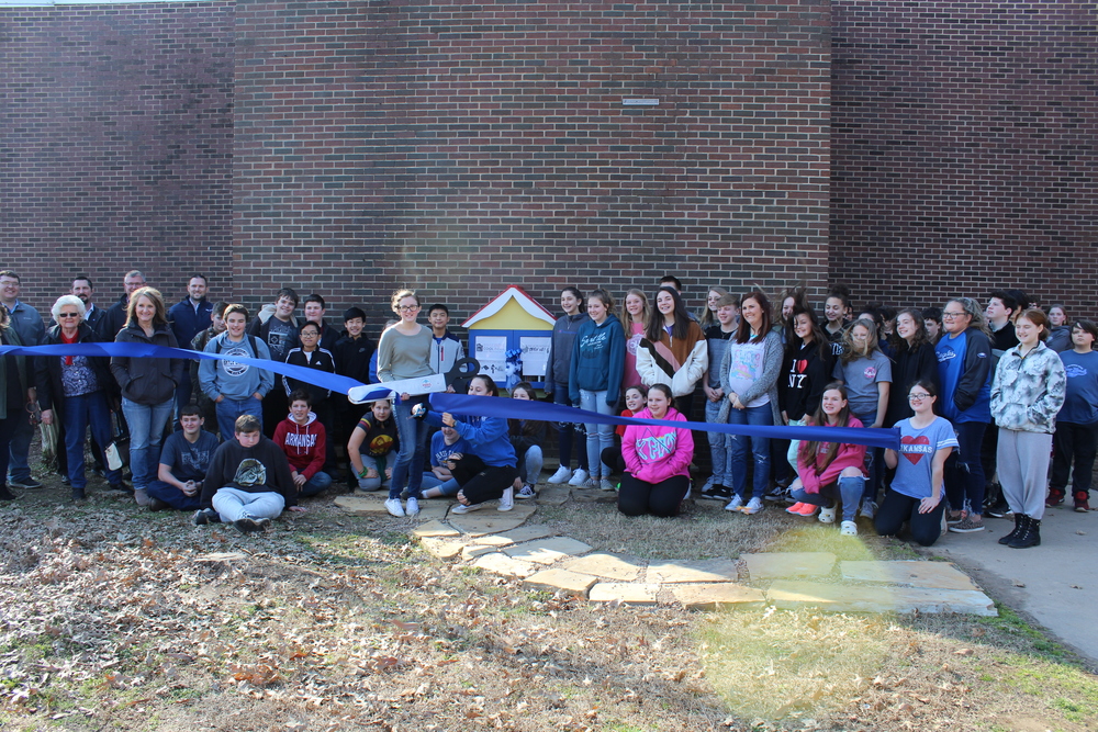 PMS Opens Little Free Library | Paris Middle School